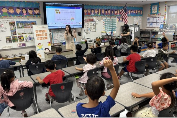 LA한국교육원과 전남교육청, 미 학교에 나흘간 펼친 한국어와 문화의 매력